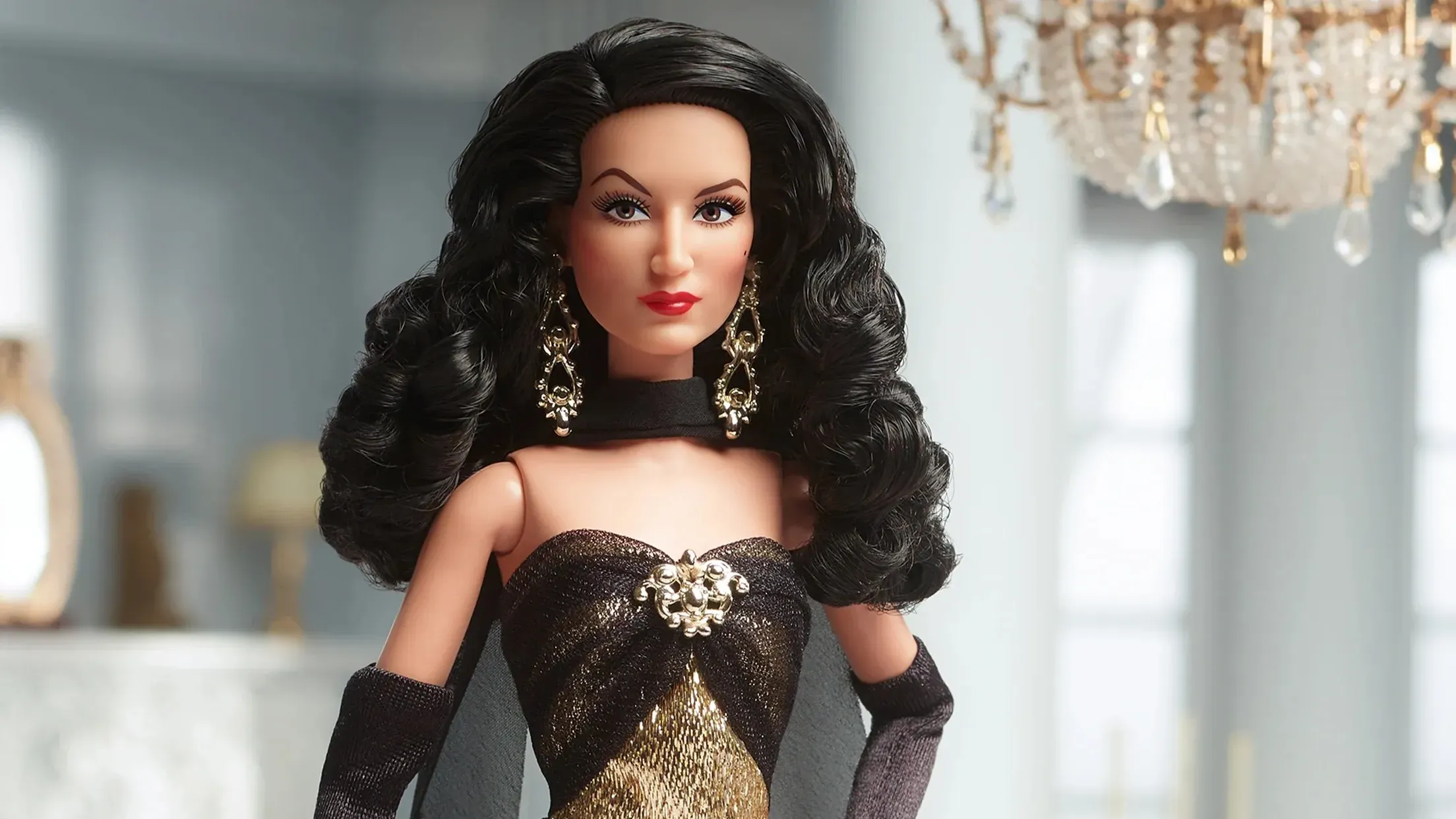 Mattel anuncia el lanzamiento de la Barbie María Felix